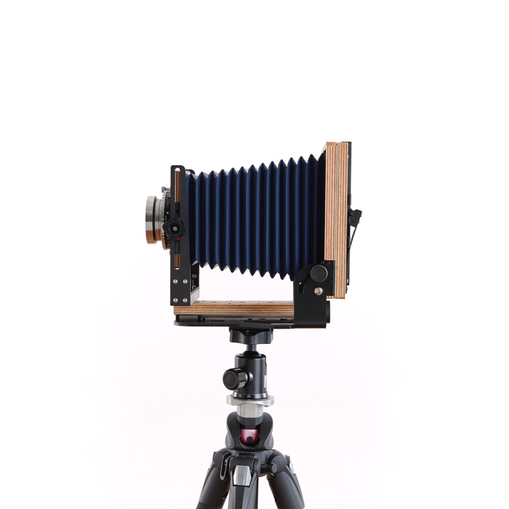 Intrepid 4x5 Camera - Blue Bellows - FotoFilmFabriek